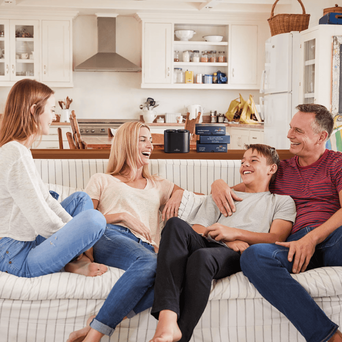 Moodo Smart Home Aroma Diffuser with Scent Capsule Set (4 Pods) | Nvio